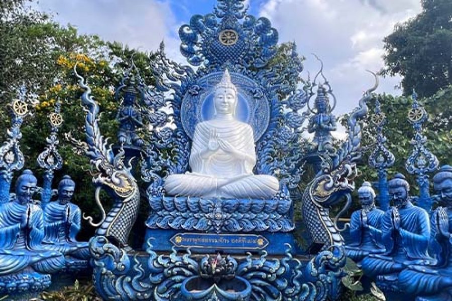 Hot Spring + Wat Rong Khun(white temple) + Wat Rong Suea Ten(Blue ...